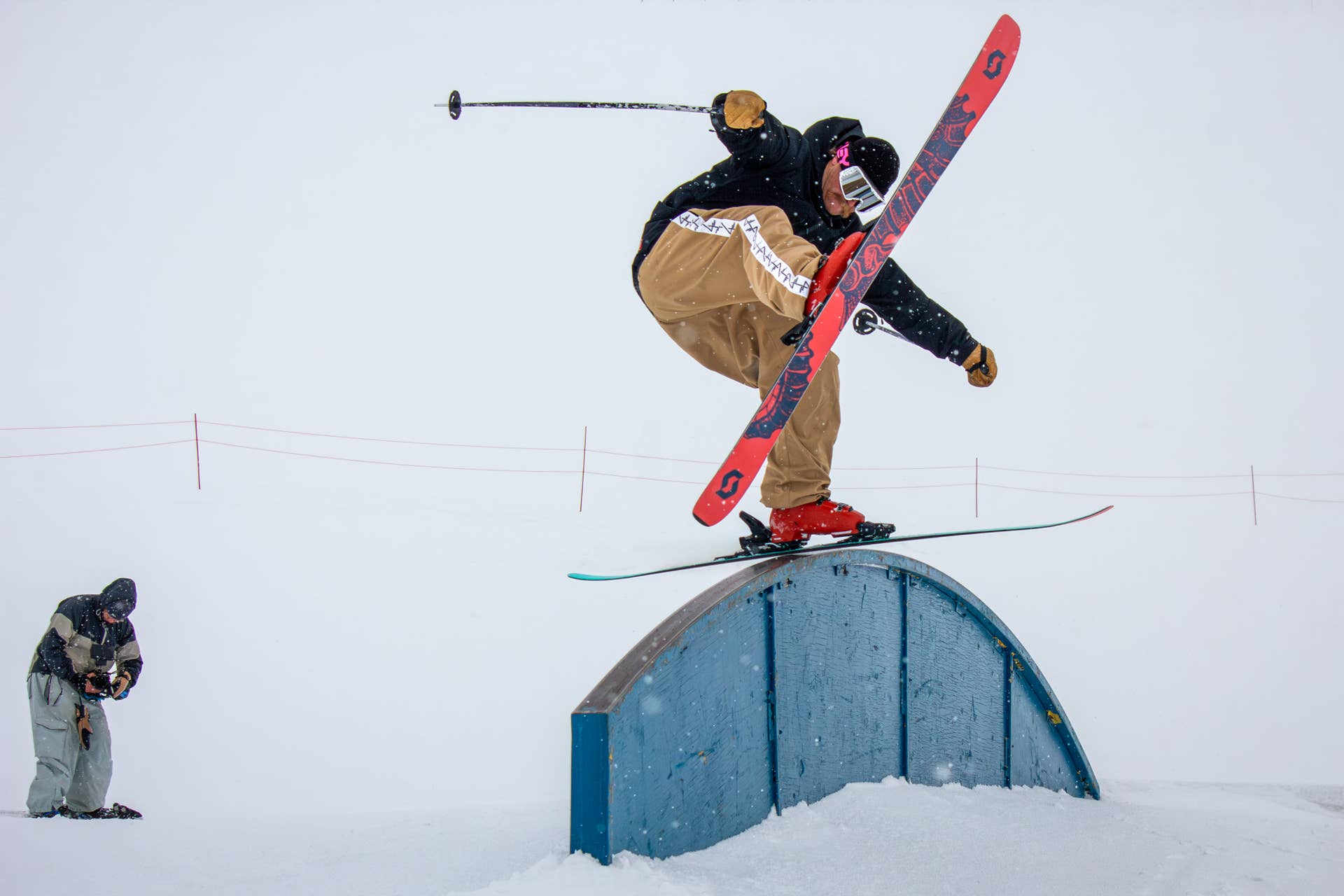 How Skiers Can Improve Balance: Top Tips and Exercises - Powder