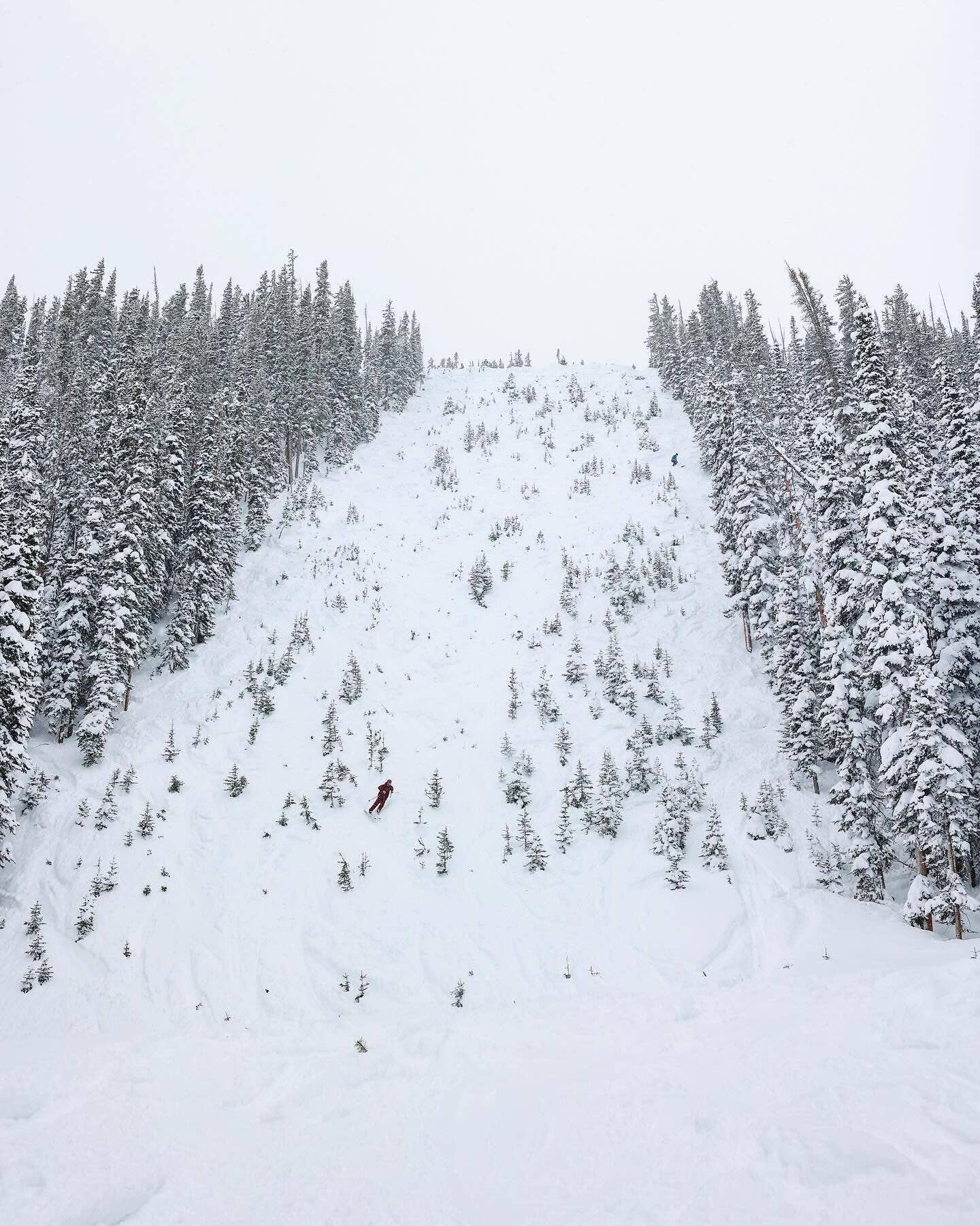 5 of North America's Scariest Ski Runs and Lines - Powder