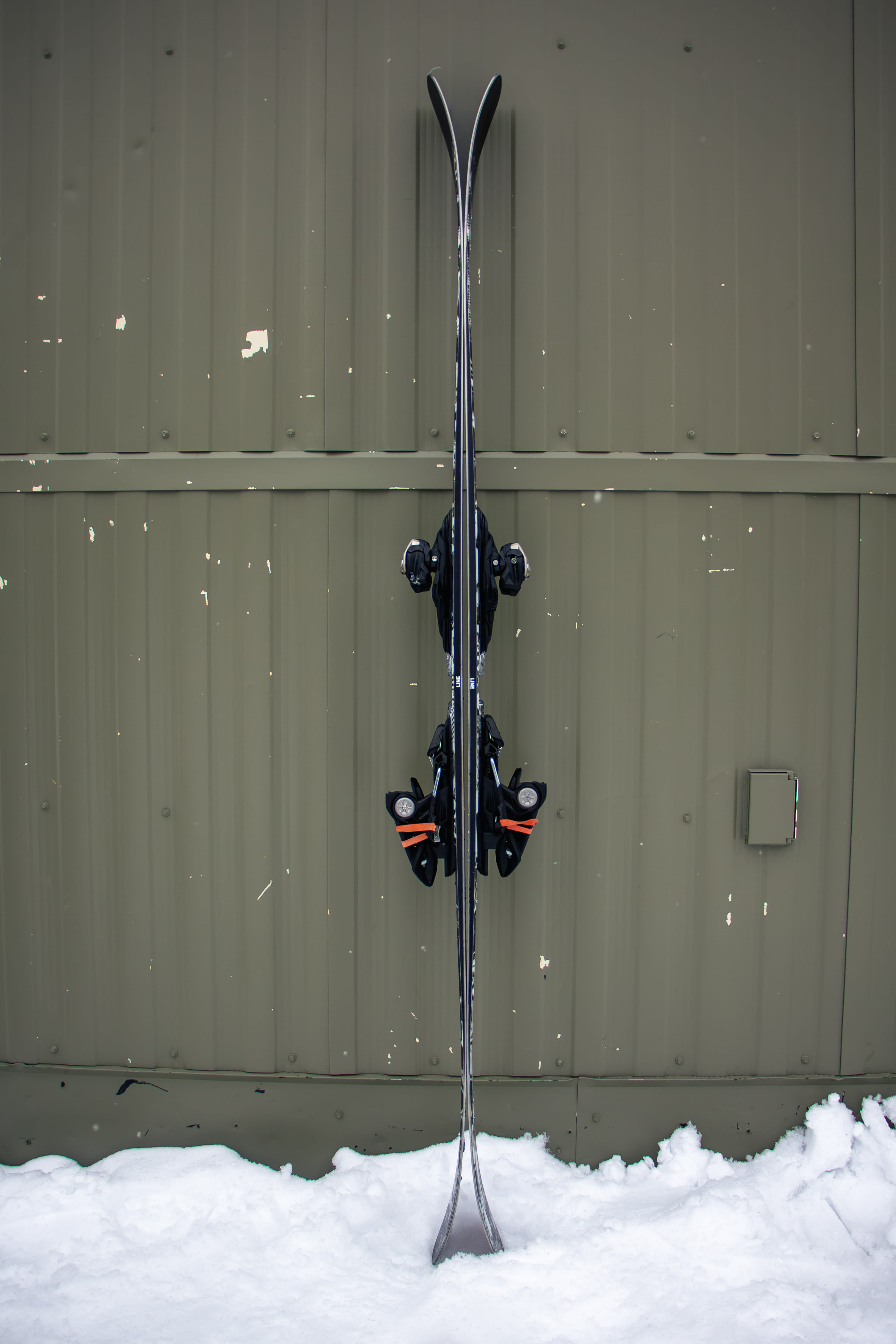 Review: Line Chronic 101 Park Skis - Powder