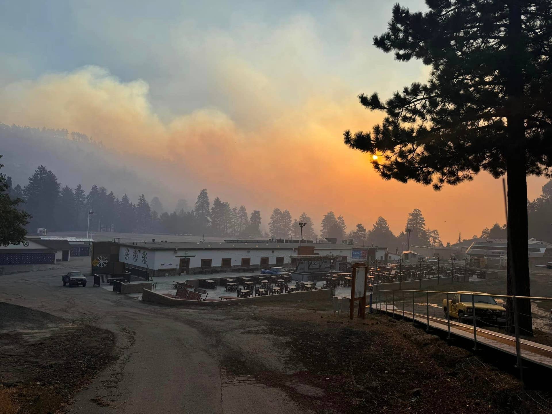 California Ski Resort Engulfed by 40,000+ Acre Wildfire - Powder