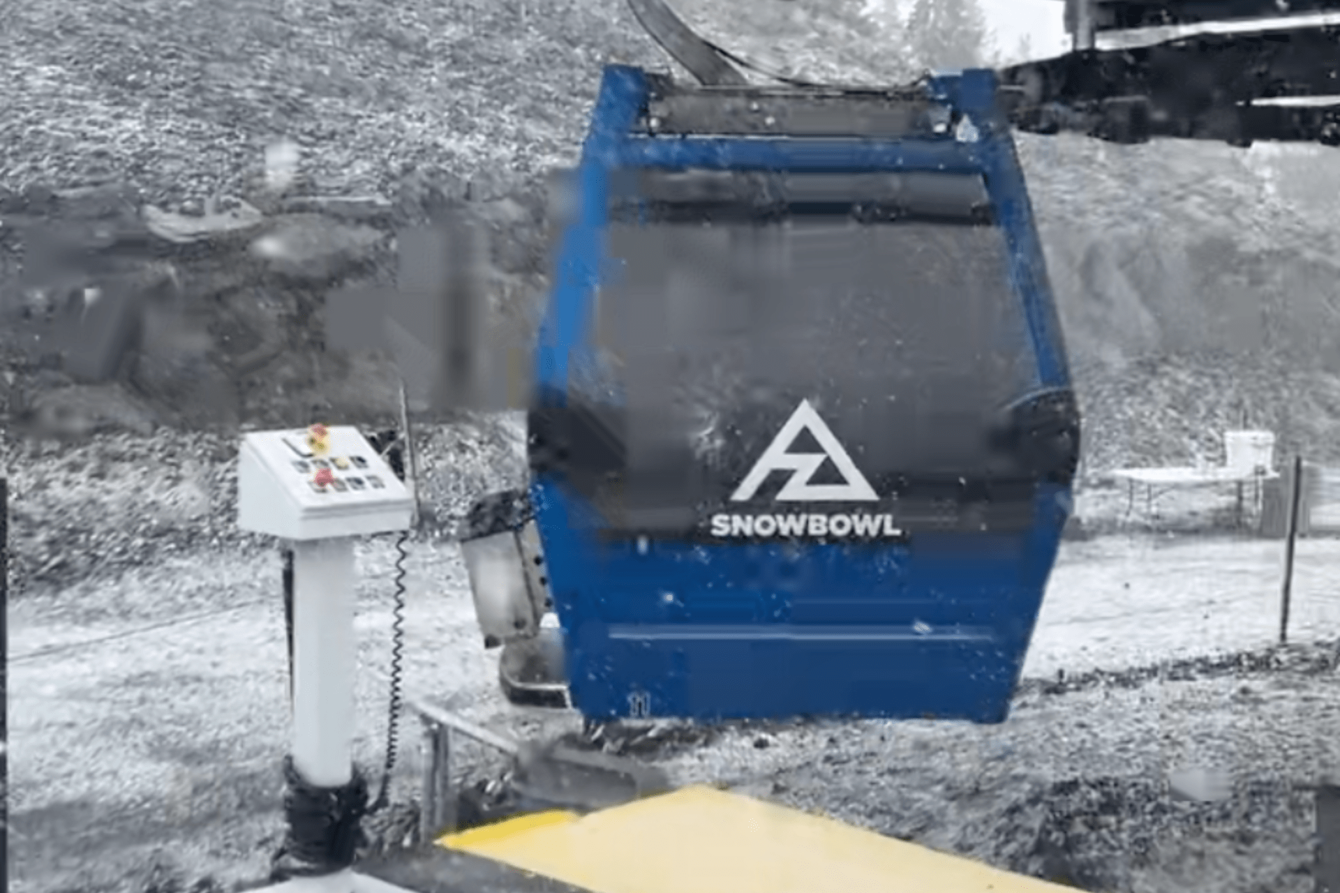 Arizona's Largest Ski Resort Records First Snowfall of Season - Powder