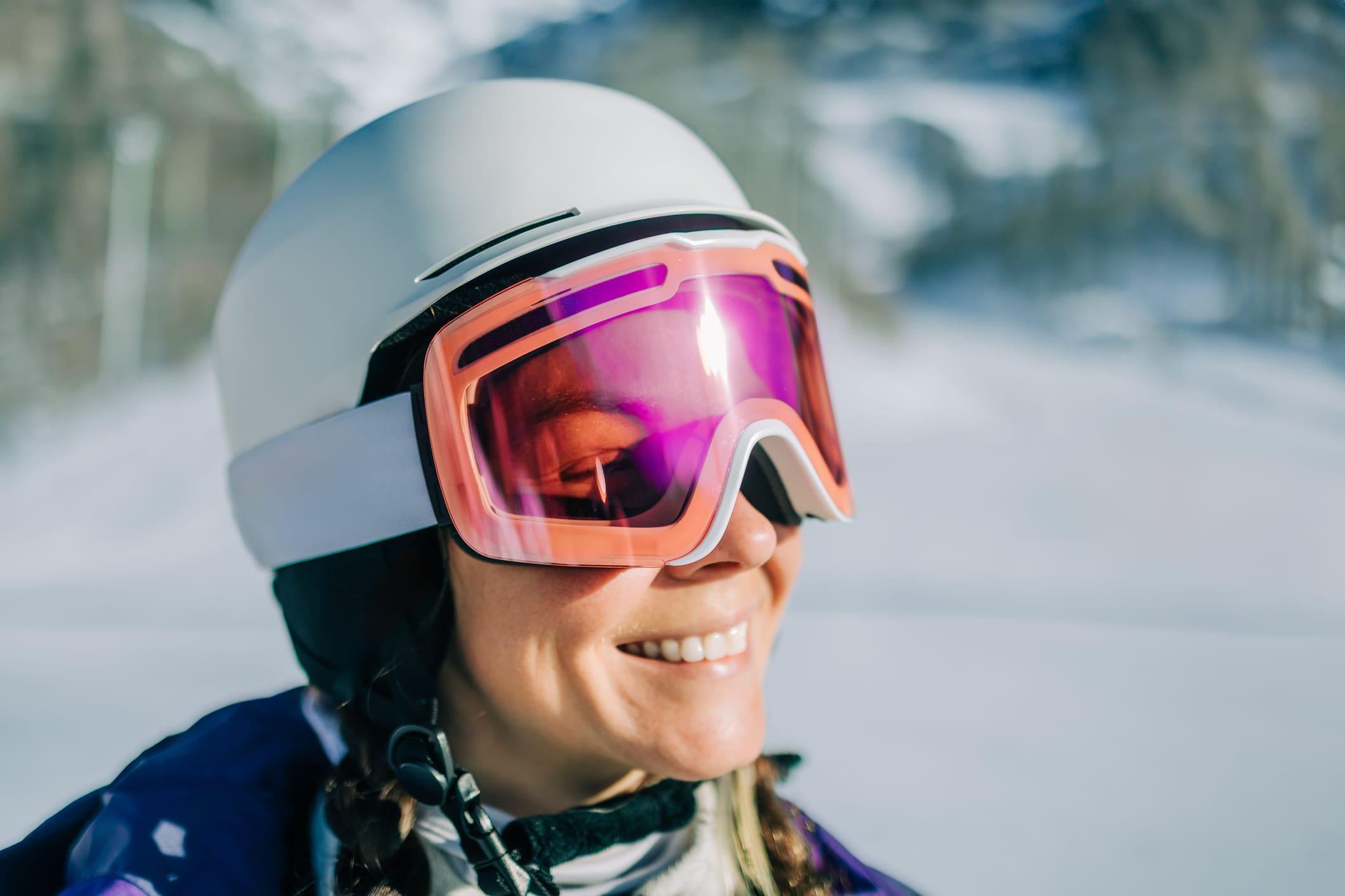 Do You Wear a Ski Helmet? We Asked Over 8,000 Skiers - Powder