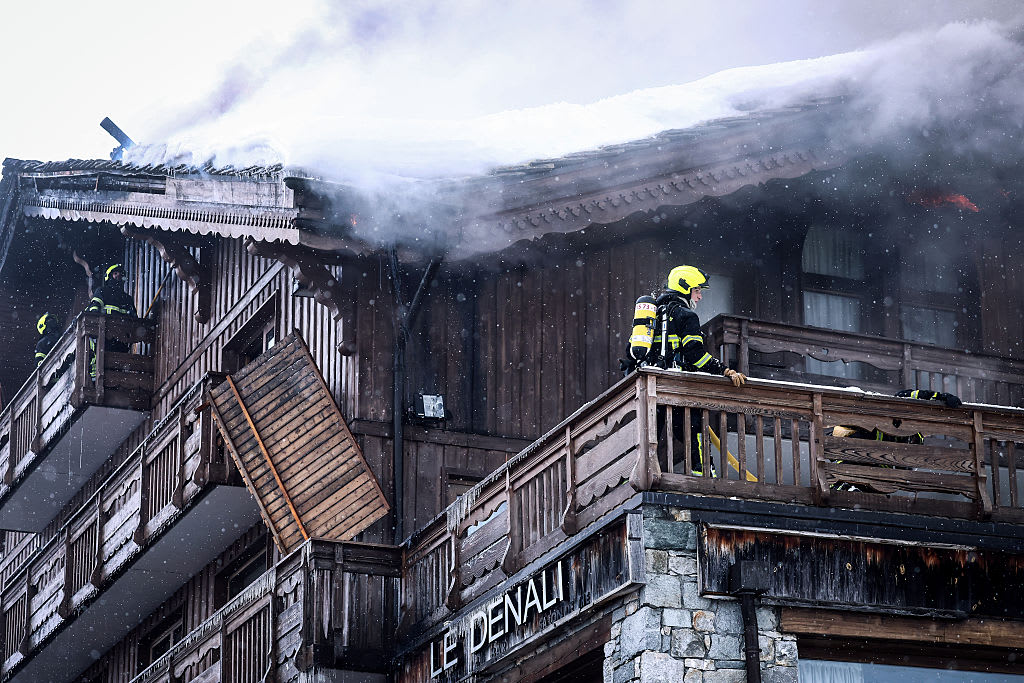Fire Breaks Out at High-End Courchevel, France, Hotel - Powder