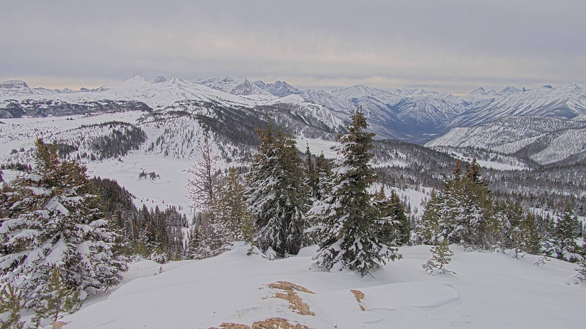 Banff Sunshine, Canada Celebrates Earliest Opening Day Ever - Powder