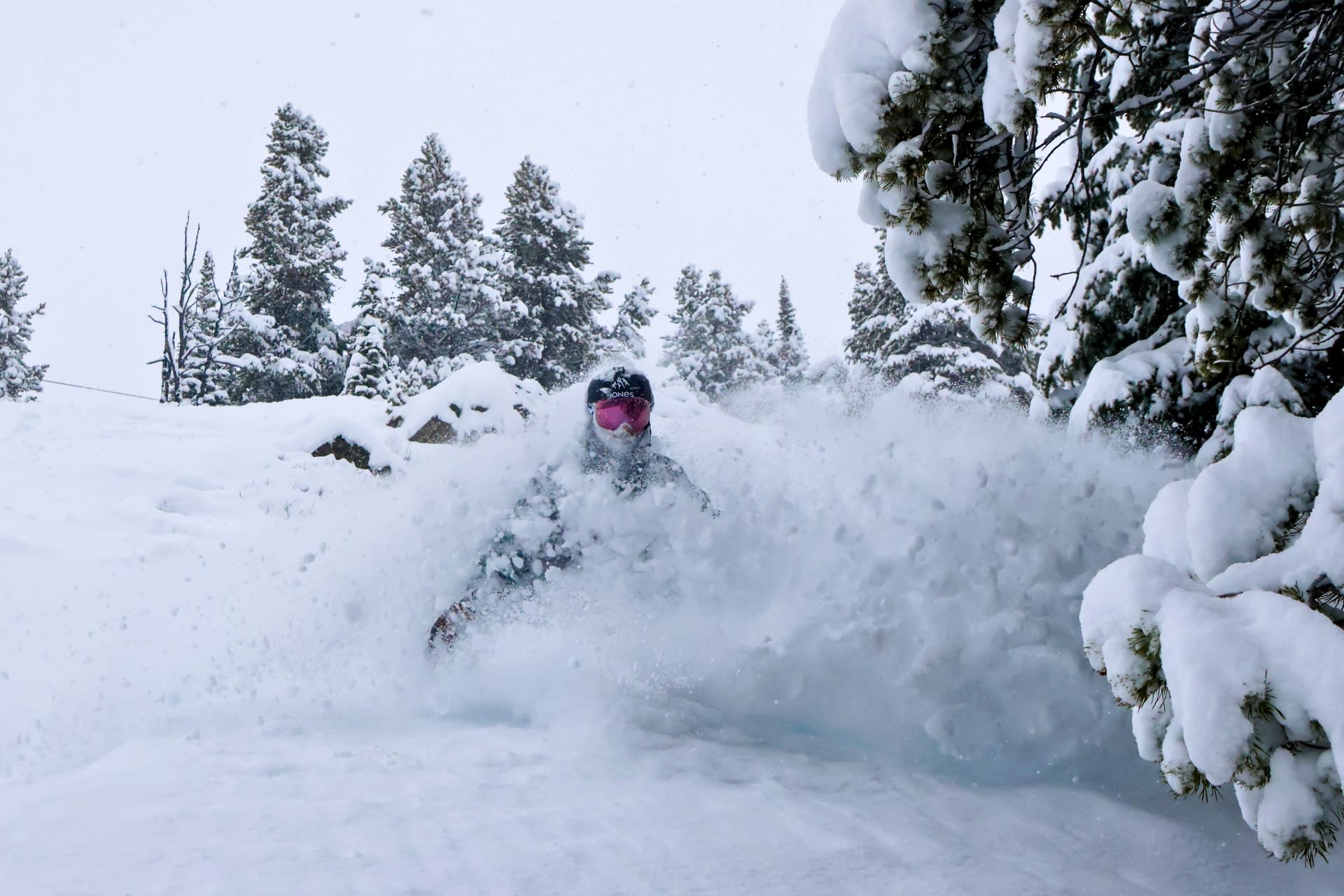 Lake Louise, Alberta, Tallies More Than a Foot of Weekly Snow - Powder