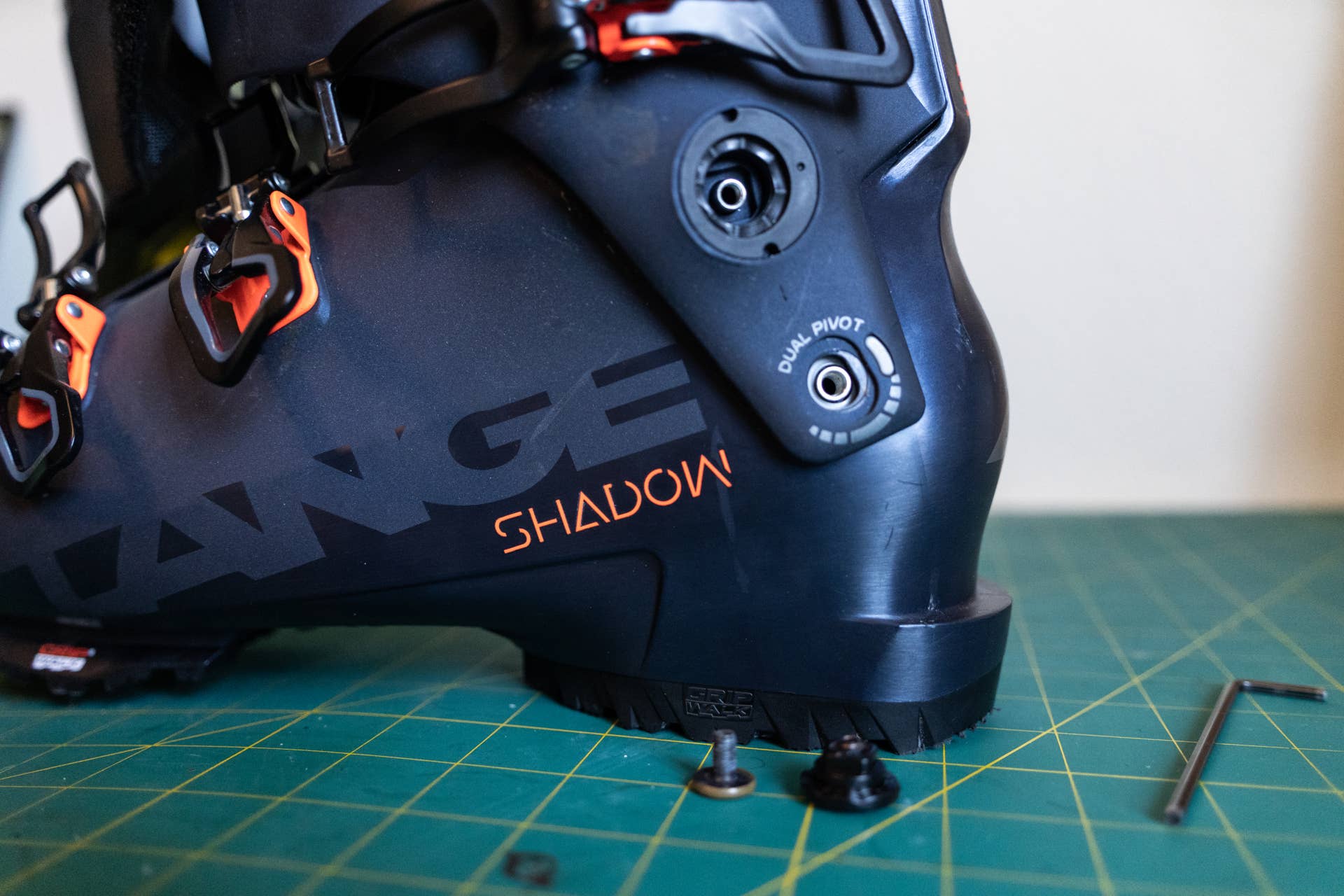 Breaking Down the New Lange Shadow Boot - Powder
