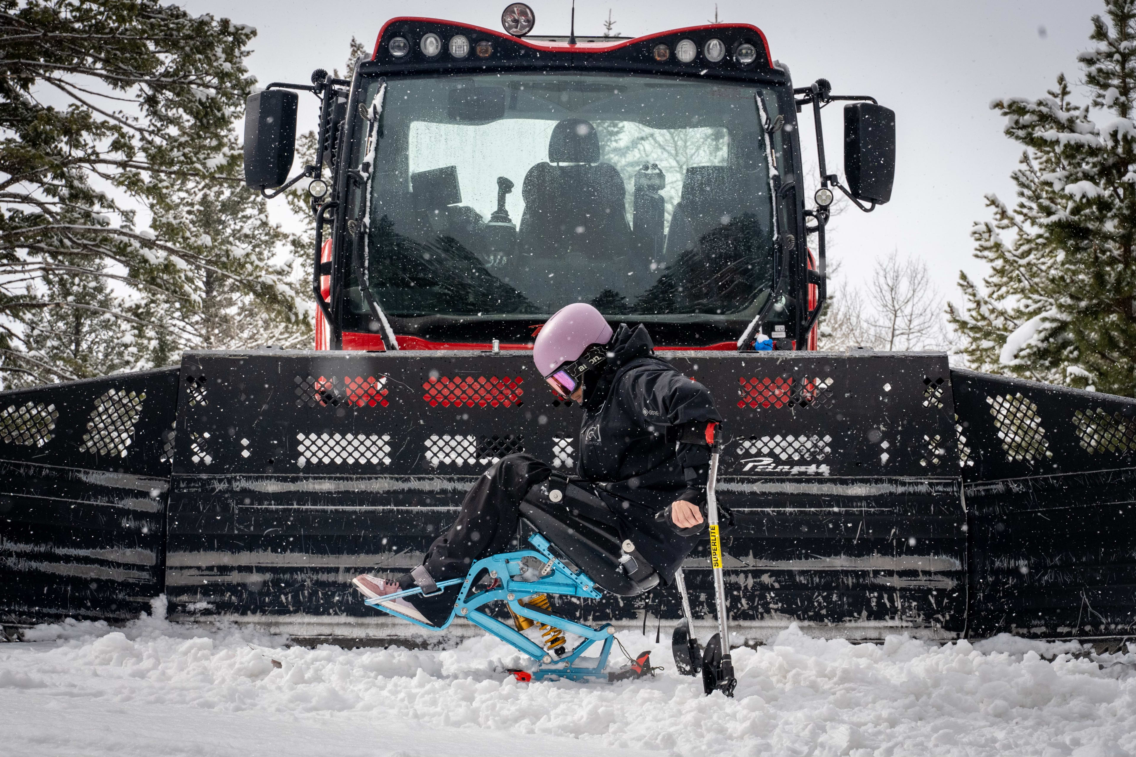 Parallel Lines: Pierre Bergman - Powder