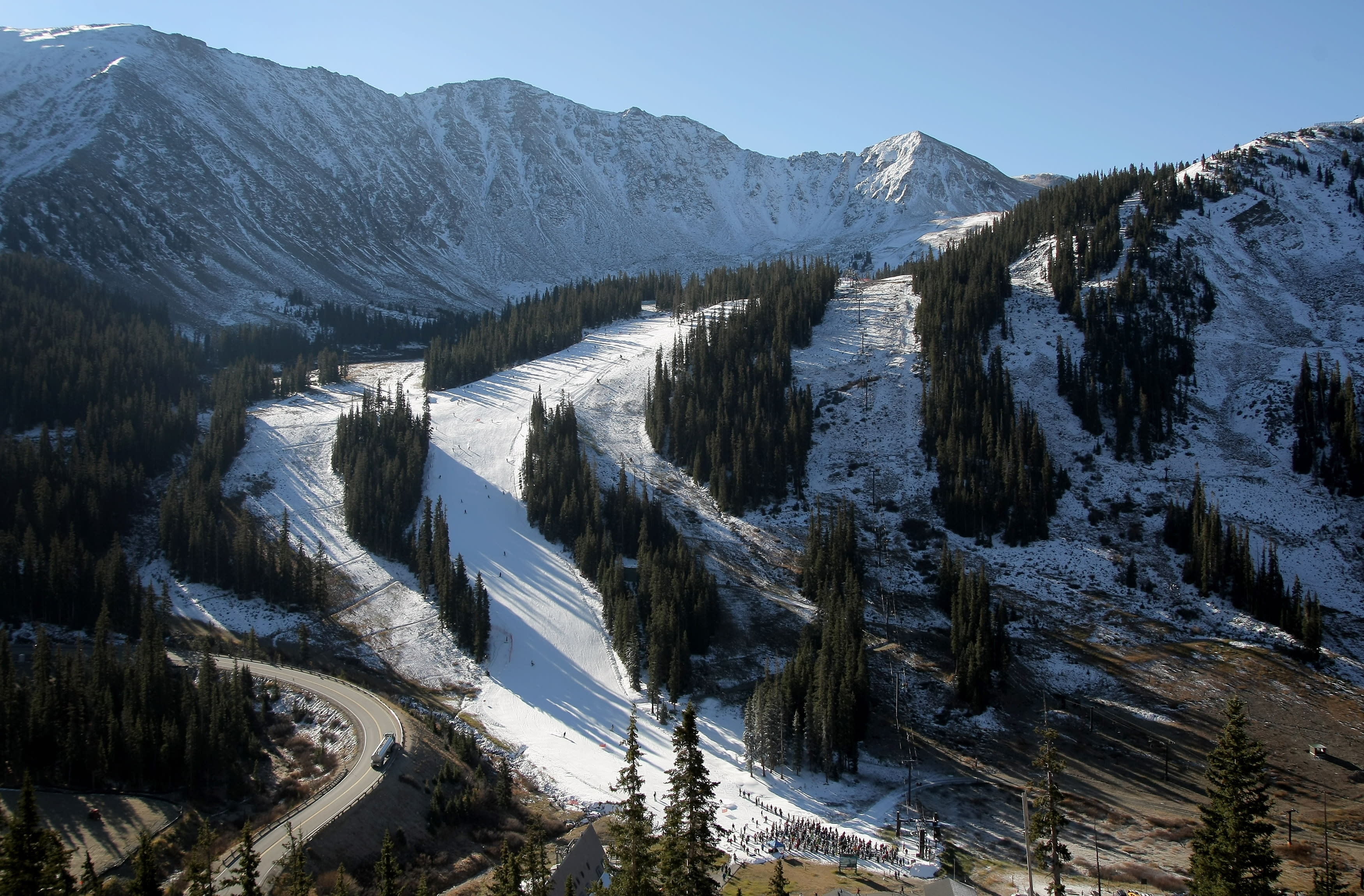 When Is the Best Time To Go Skiing in Colorado? - Powder