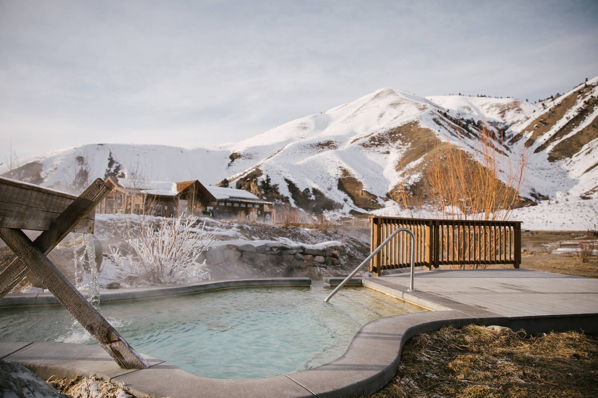 The 5 Best Hot Springs Near Ski Resorts (U.S. and Canada) - Powder
