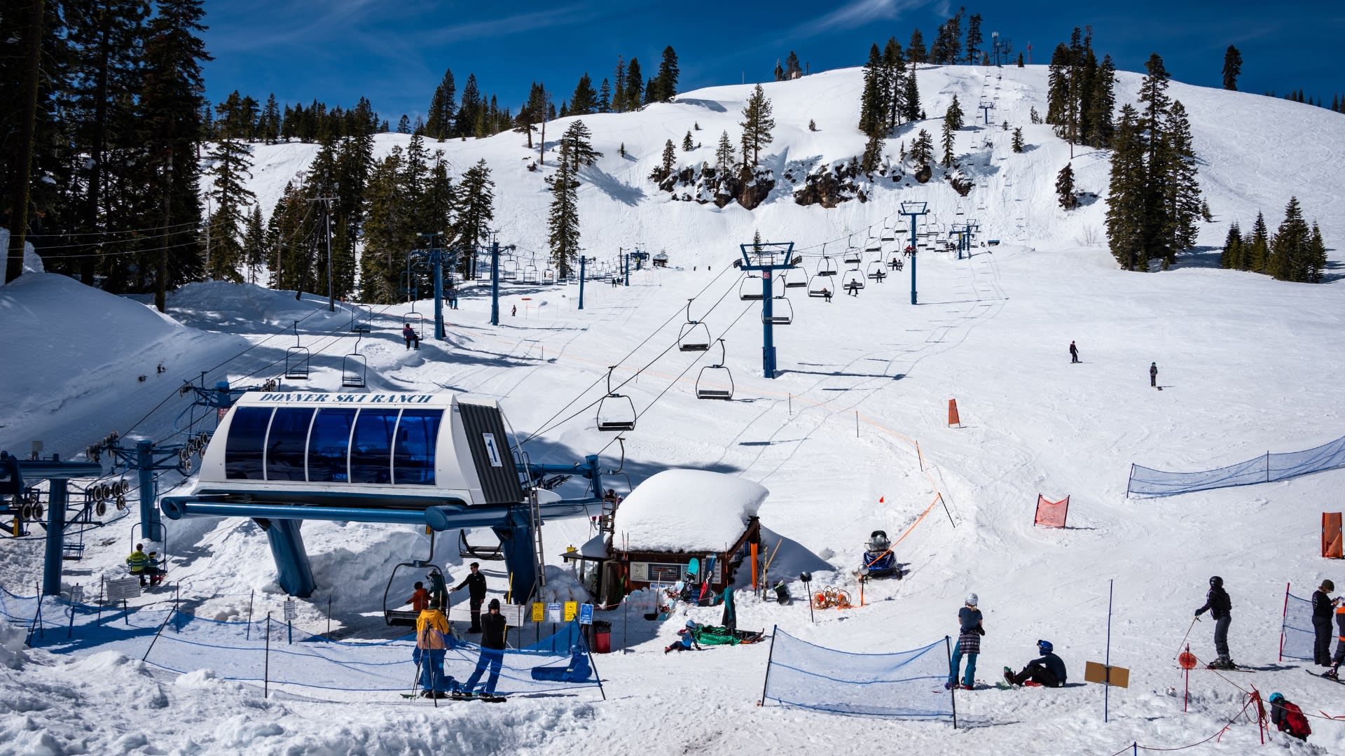 Where To Find Cheap Ski Lift Tickets in 2025 - Powder