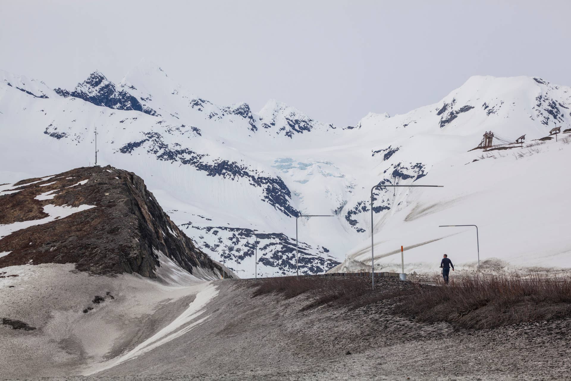 The Best Alaska Ski Resorts and Heli-Skiing Adventures - Powder