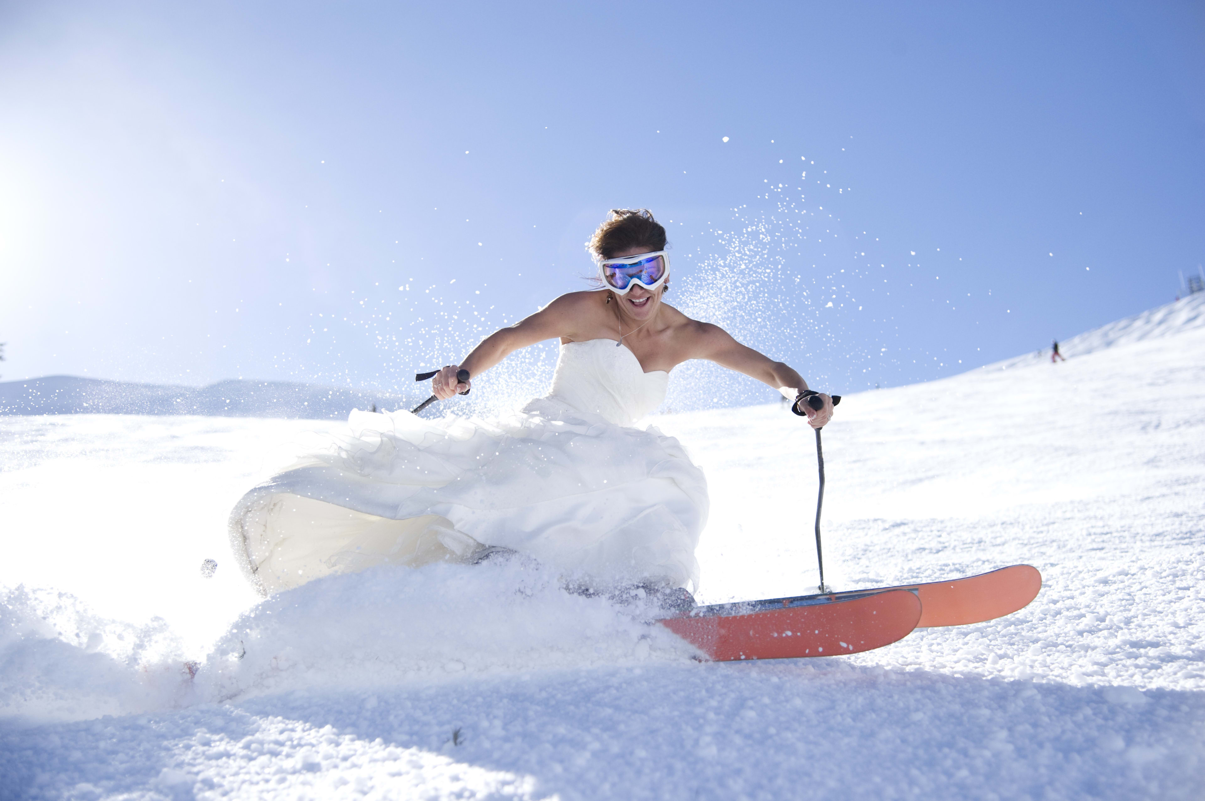 How To Plan a Ski Bachelorette Party: 7 Essential Tips - Powder