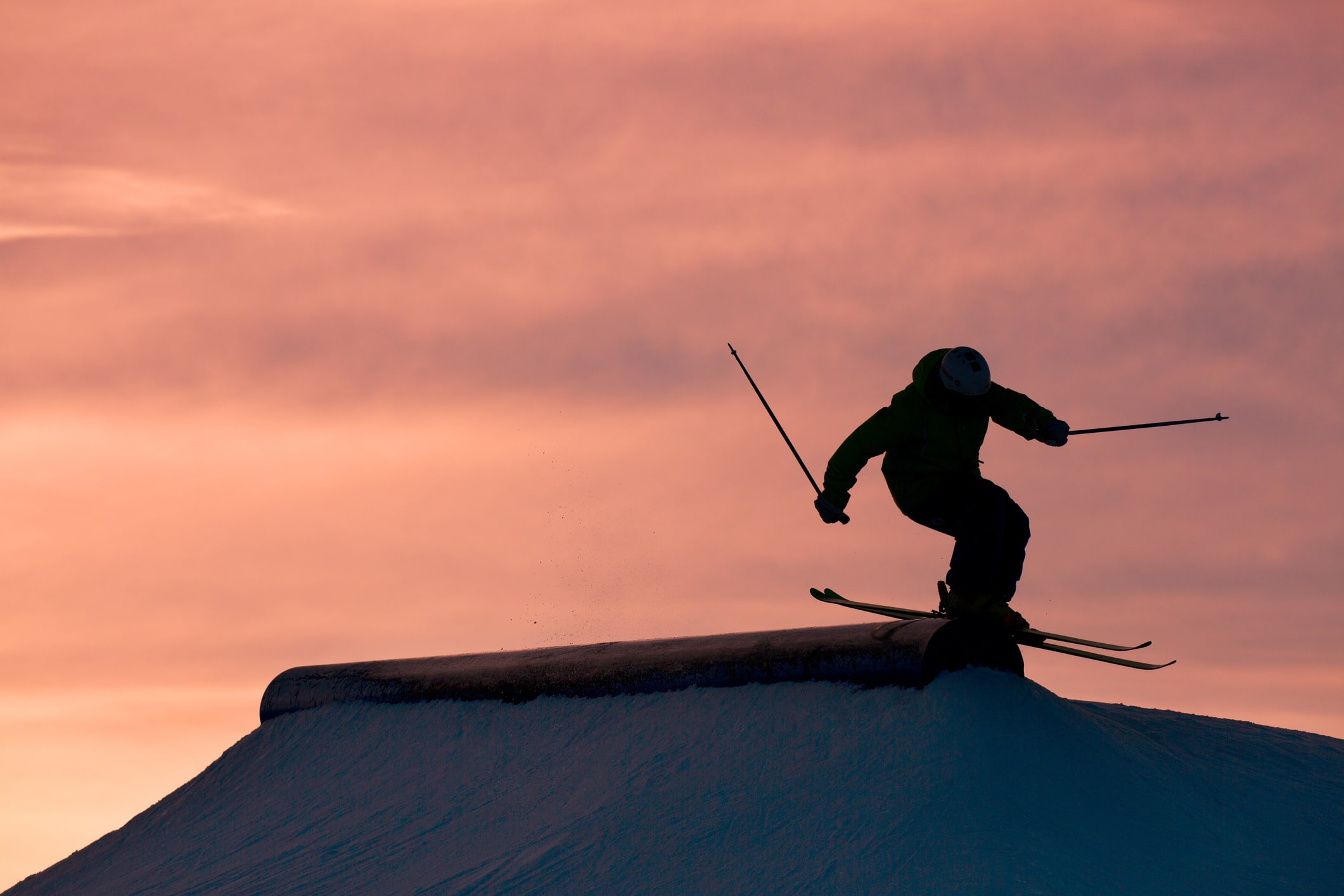 Ski Slope Slang Explained: 99 Must-Know Terms for Beginners - Powder